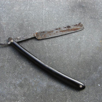 5 Reasons to Never Buy a Cheap Straight Razor